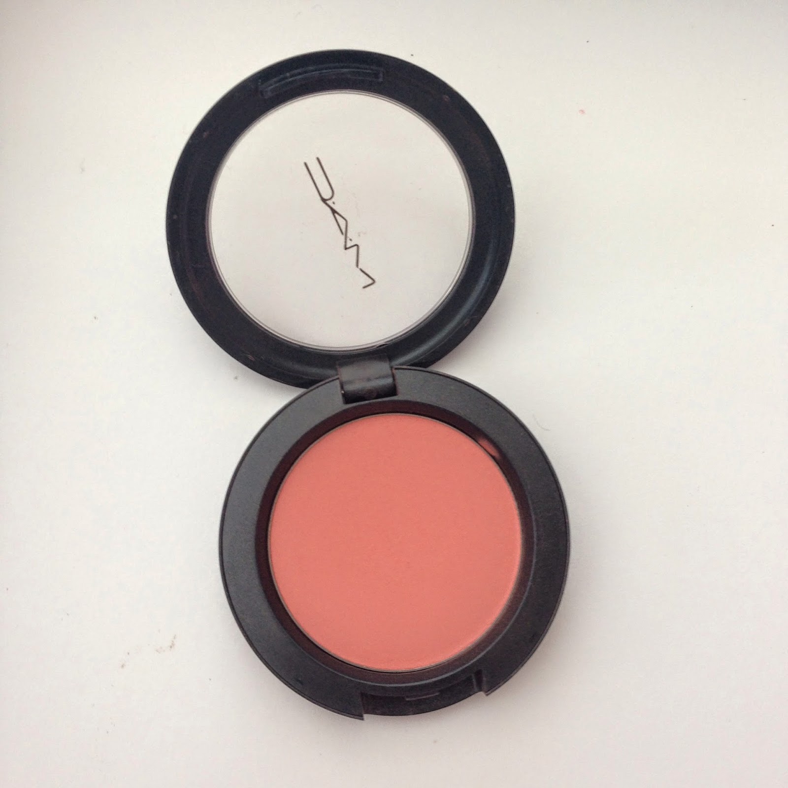 Chelsea Posts Beauty | A Beauty and Fashion Blog: MAC Peaches Blush ...